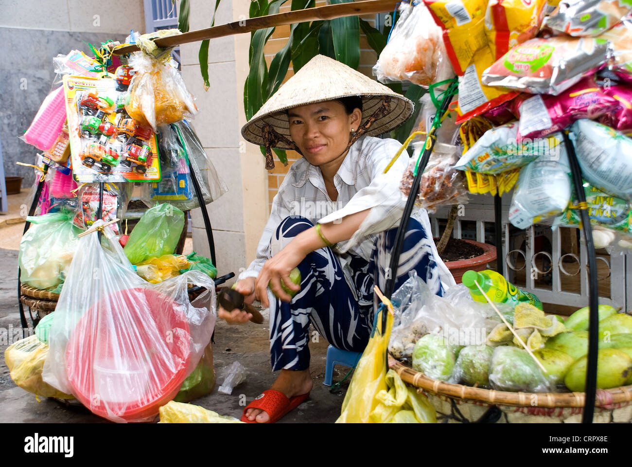 Vietnamese street hawkers hi-res stock photography and images - Alamy