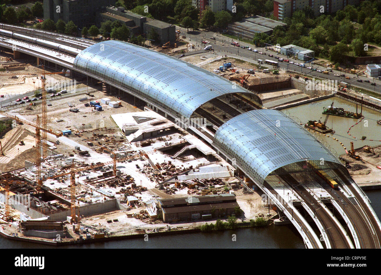 Berlin main train station hi-res stock photography and images - Alamy