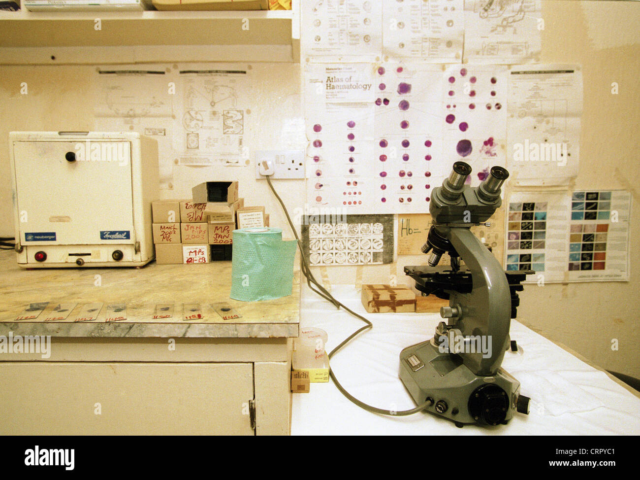 Third world laboratory hi-res stock photography and images - Alamy