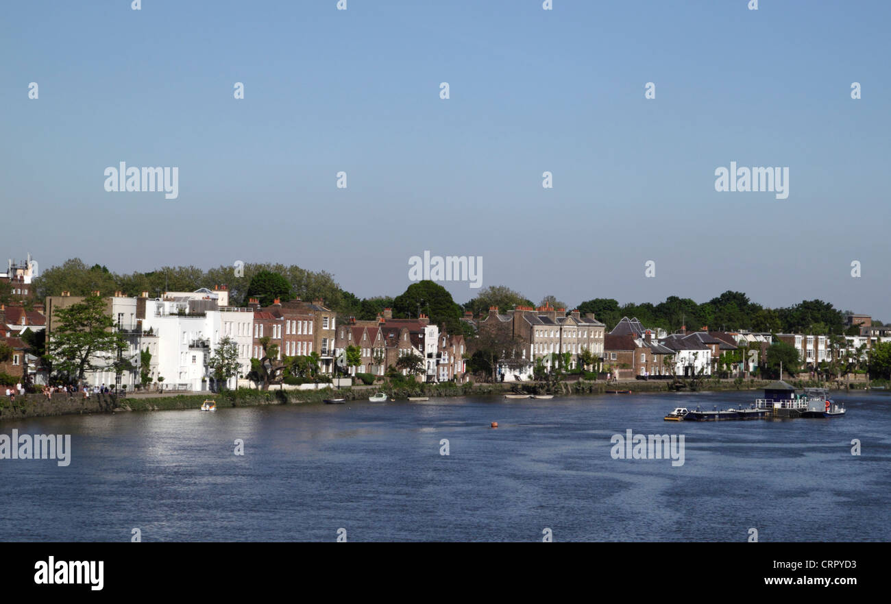 River Thames view from Kew Bridge London Stock Photo - Alamy