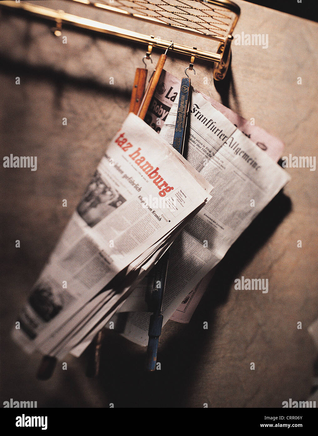 Hanging newspapers hi-res stock photography and images - Alamy