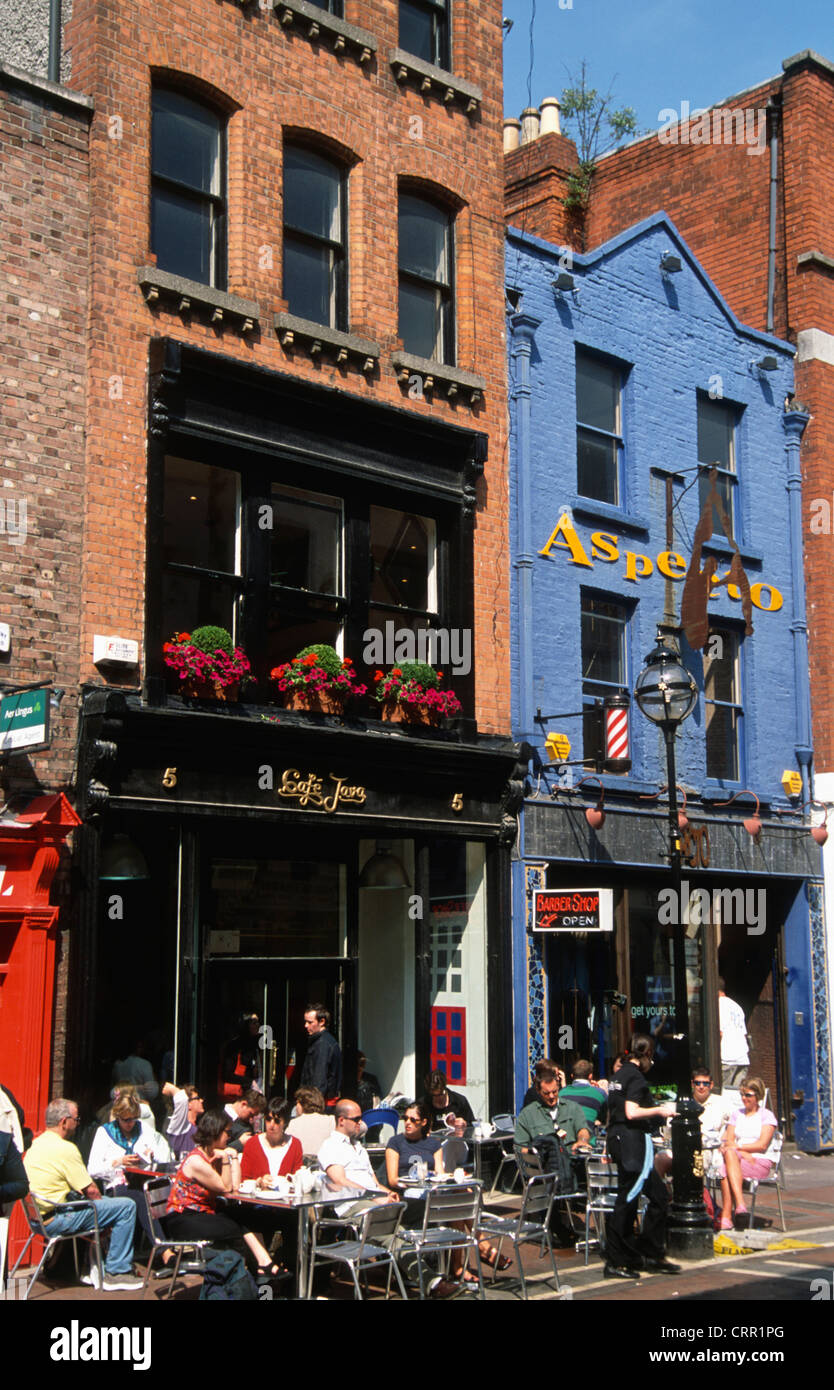Ireland, Dublin, street scene, cafe, people Stock Photo - Alamy