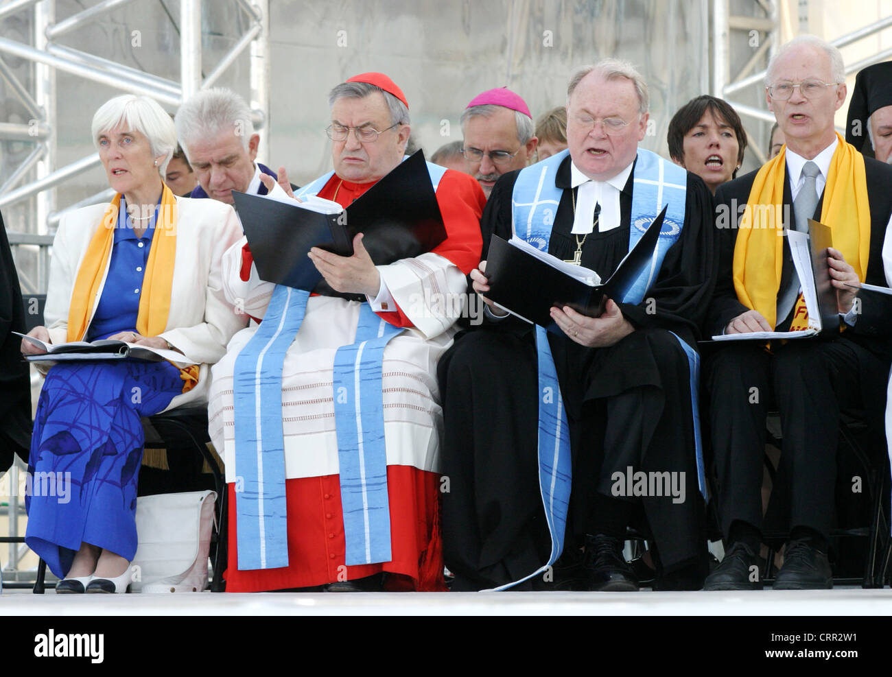 Church council president hi-res stock photography and images - Alamy