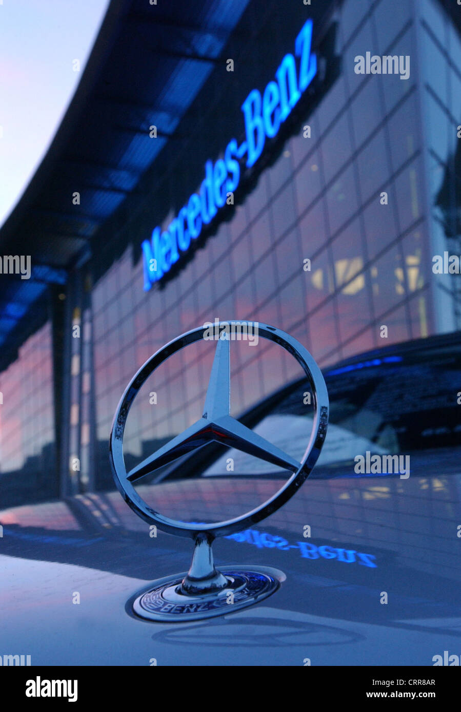 World auto hi-res stock photography and images - Alamy