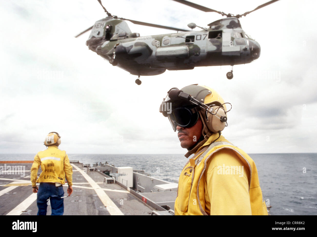 Uss ponce lpd 15 hi-res stock photography and images - Alamy