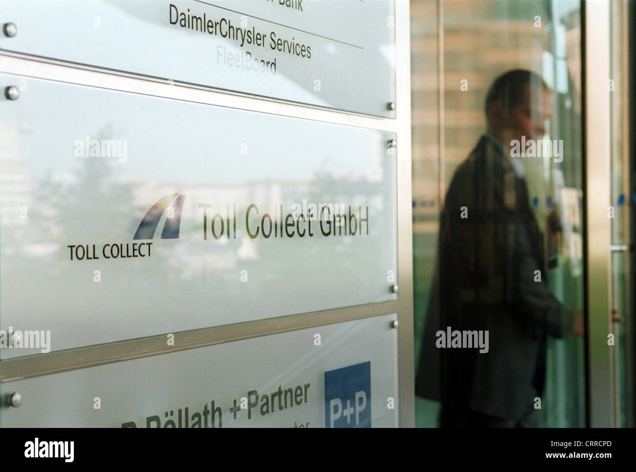 Toll system horizontal hi-res stock photography and images - Alamy