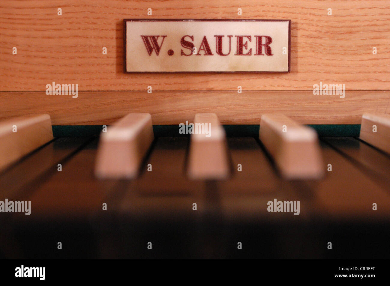Keyboard Organ High Resolution Stock Photography and Images - Alamy