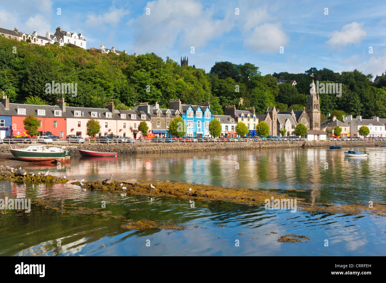 Island tobermory balamory port uk hi-res stock photography and images ...