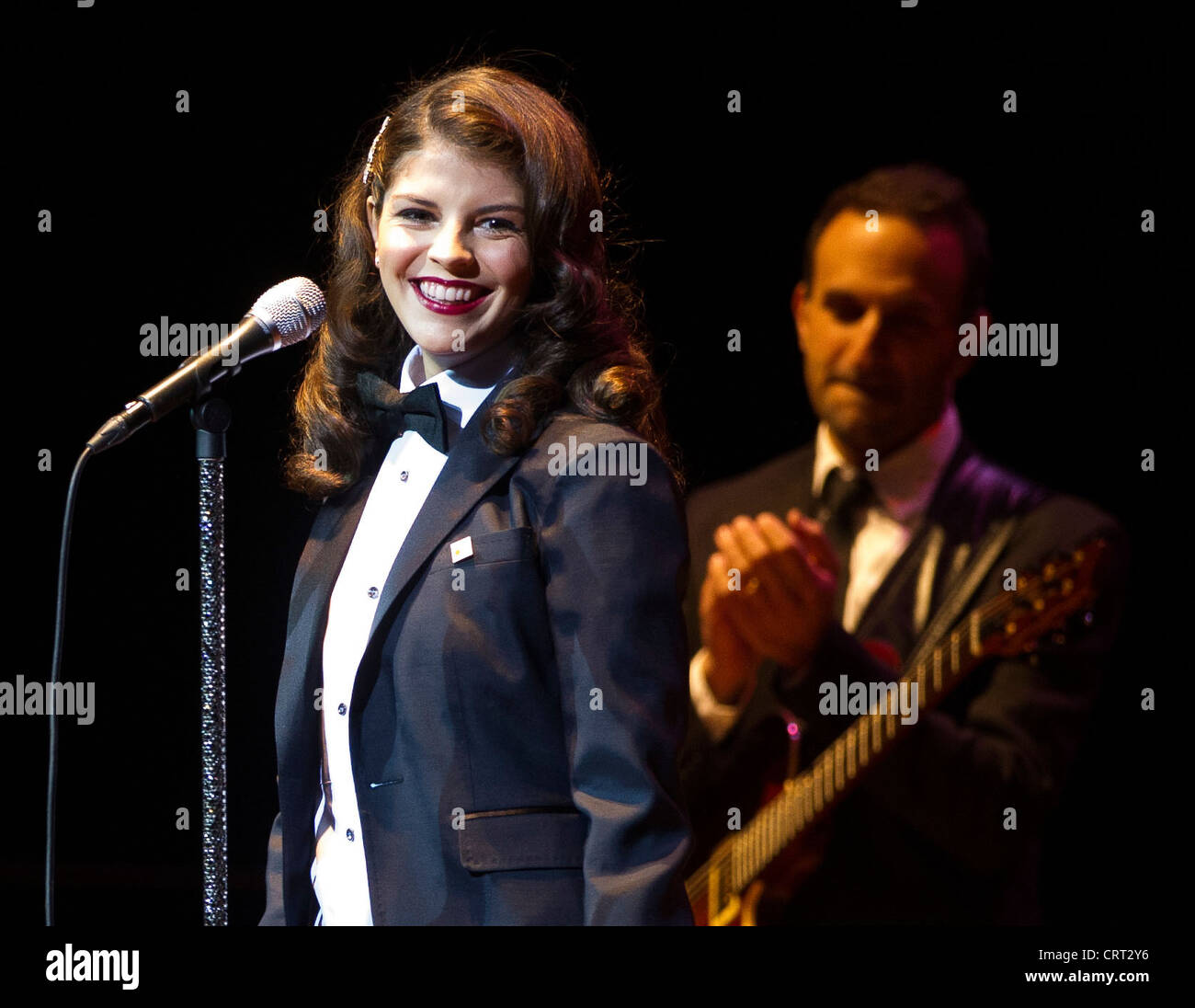 Nikki yanofsky hi-res stock photography and images - Alamy