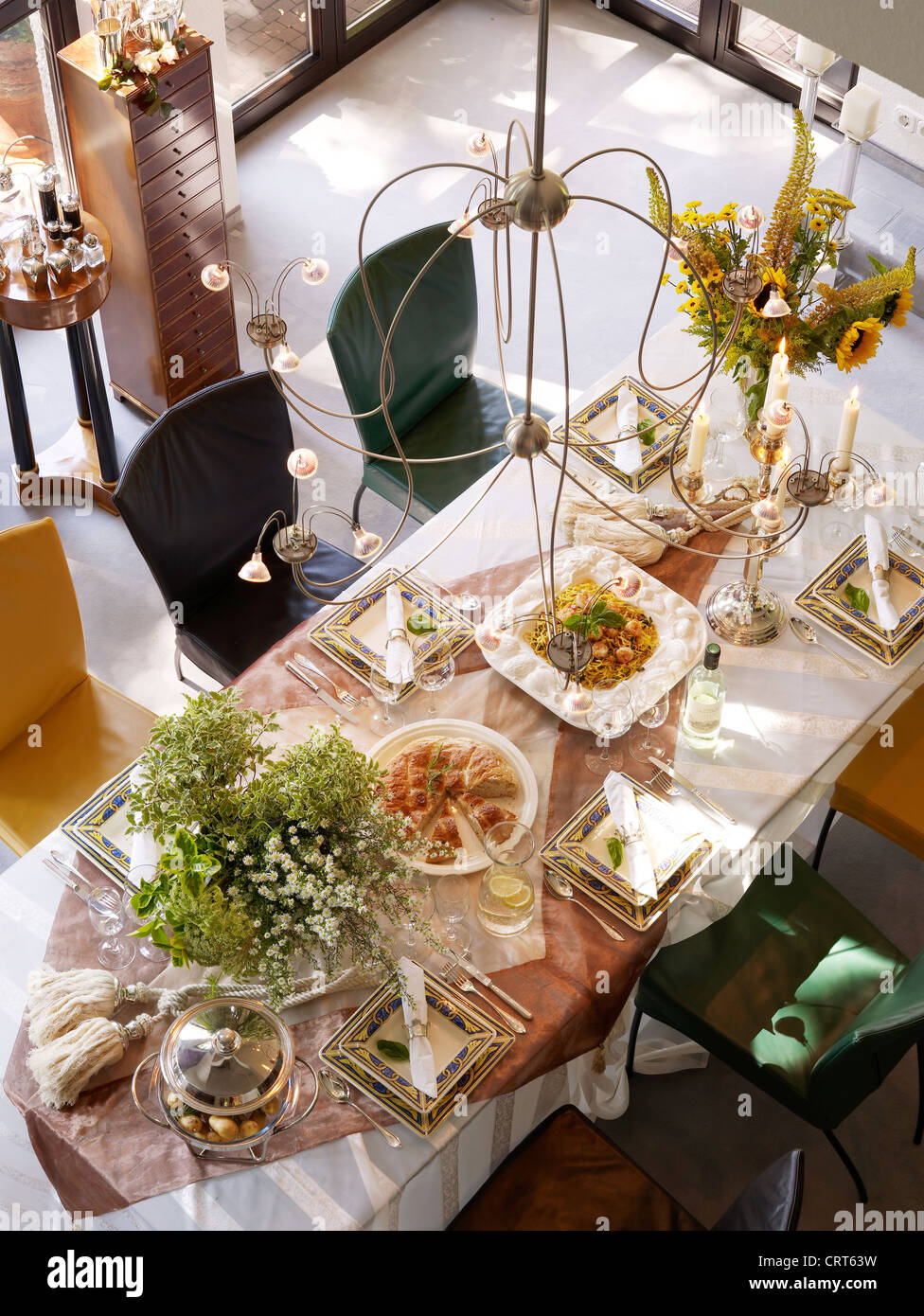 luxury, well-laid table Stock Photo - Alamy