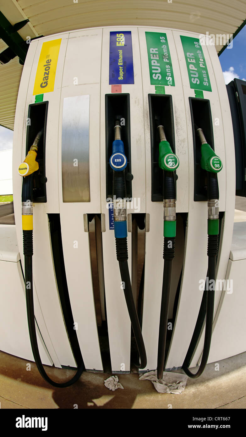 Gas purchasing hi-res stock photography and images - Alamy