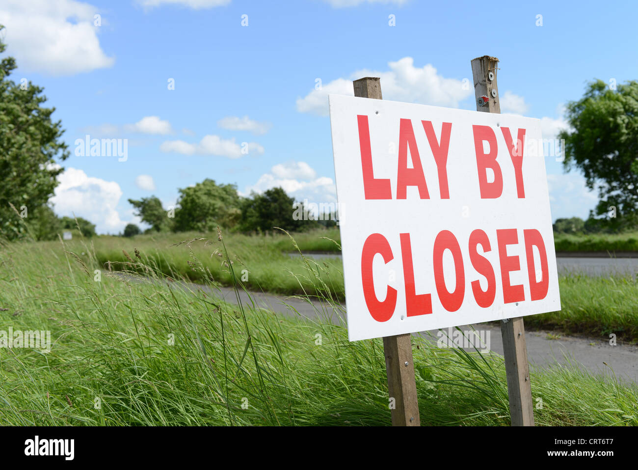 Lay by closed sign by side of road Stock Photo - Alamy