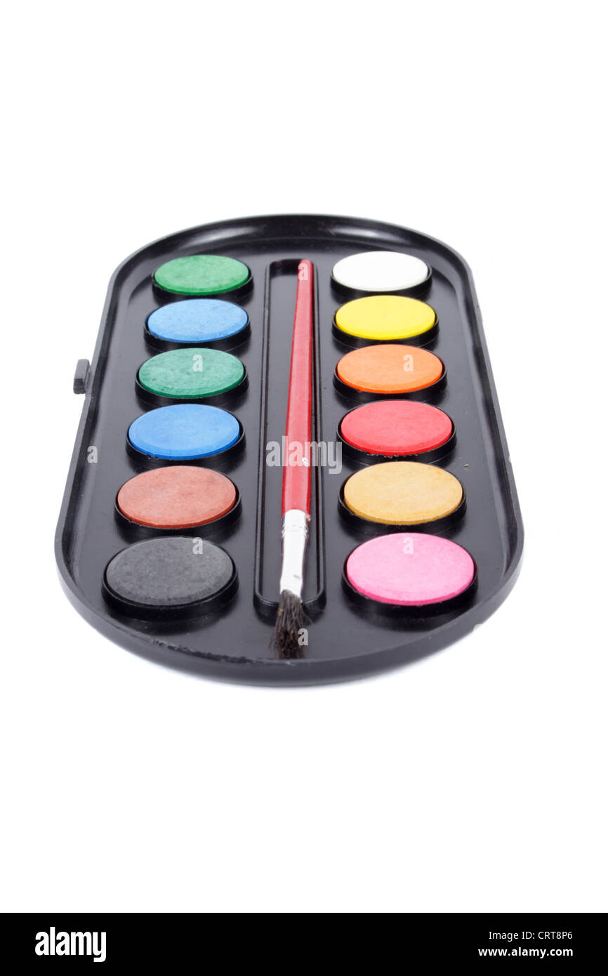 Twelve colours of watercolour paints in the box Stock Photo - Alamy