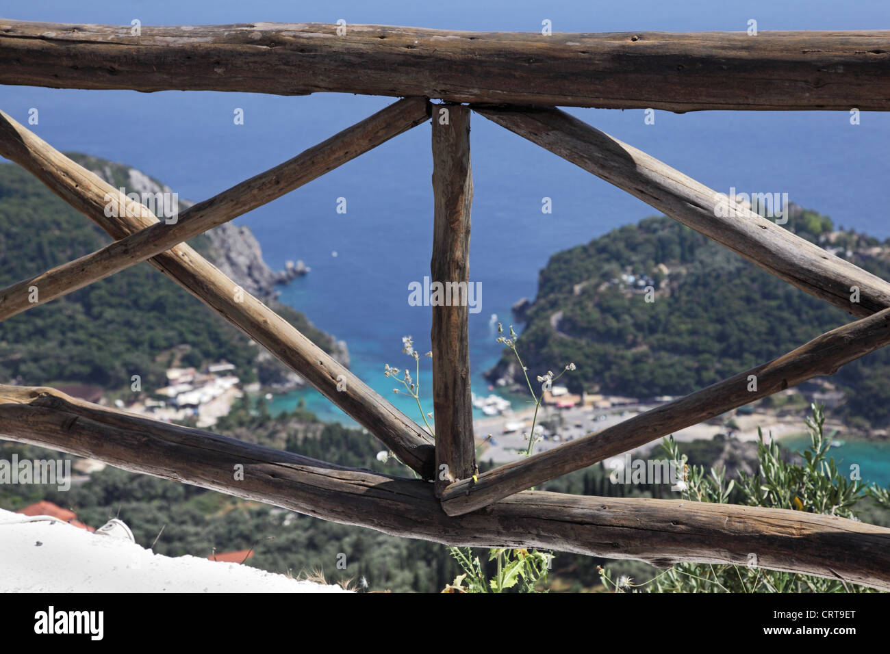 Cliff fence hi-res stock photography and images - Alamy