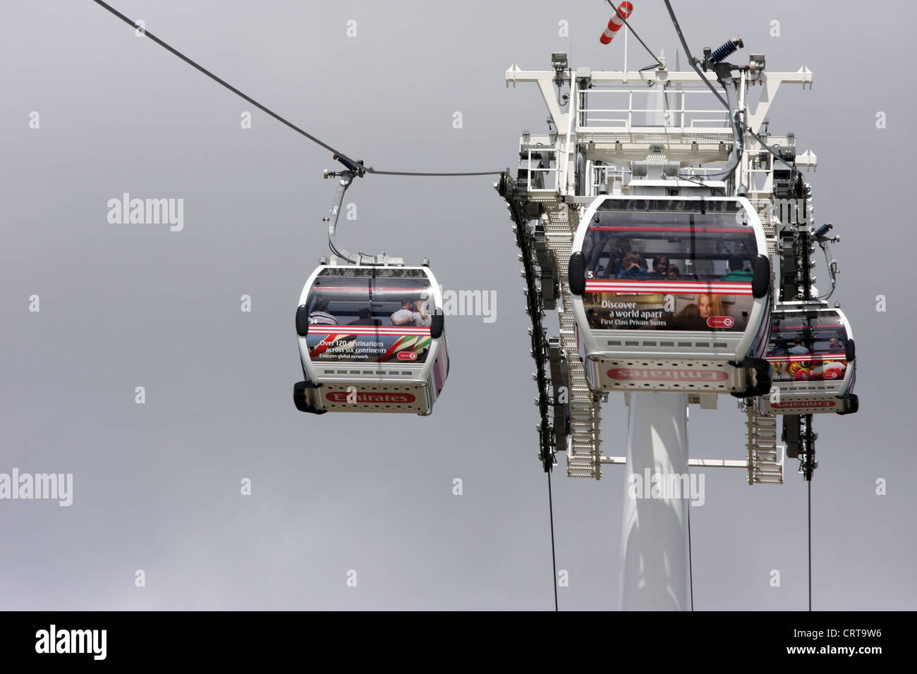 The Emirates airline cable car Stock Photo - Alamy