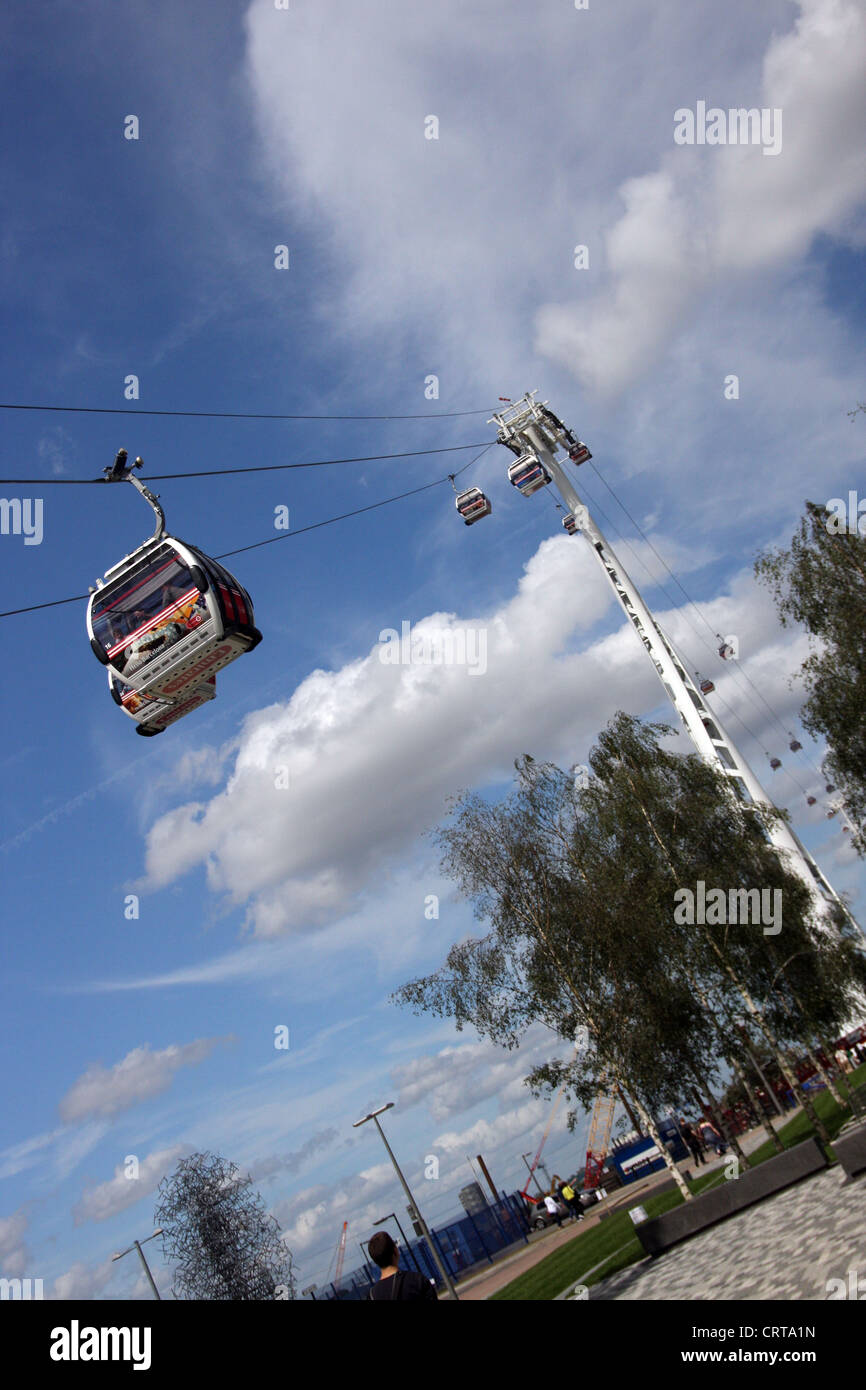 The Emirates airline cable car Stock Photo - Alamy