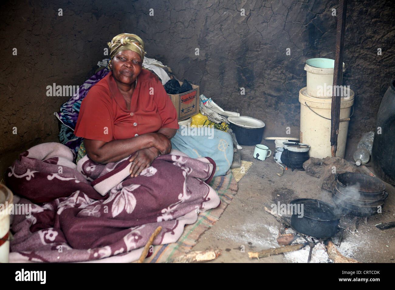 Inside african hut hi-res stock photography and images - Alamy