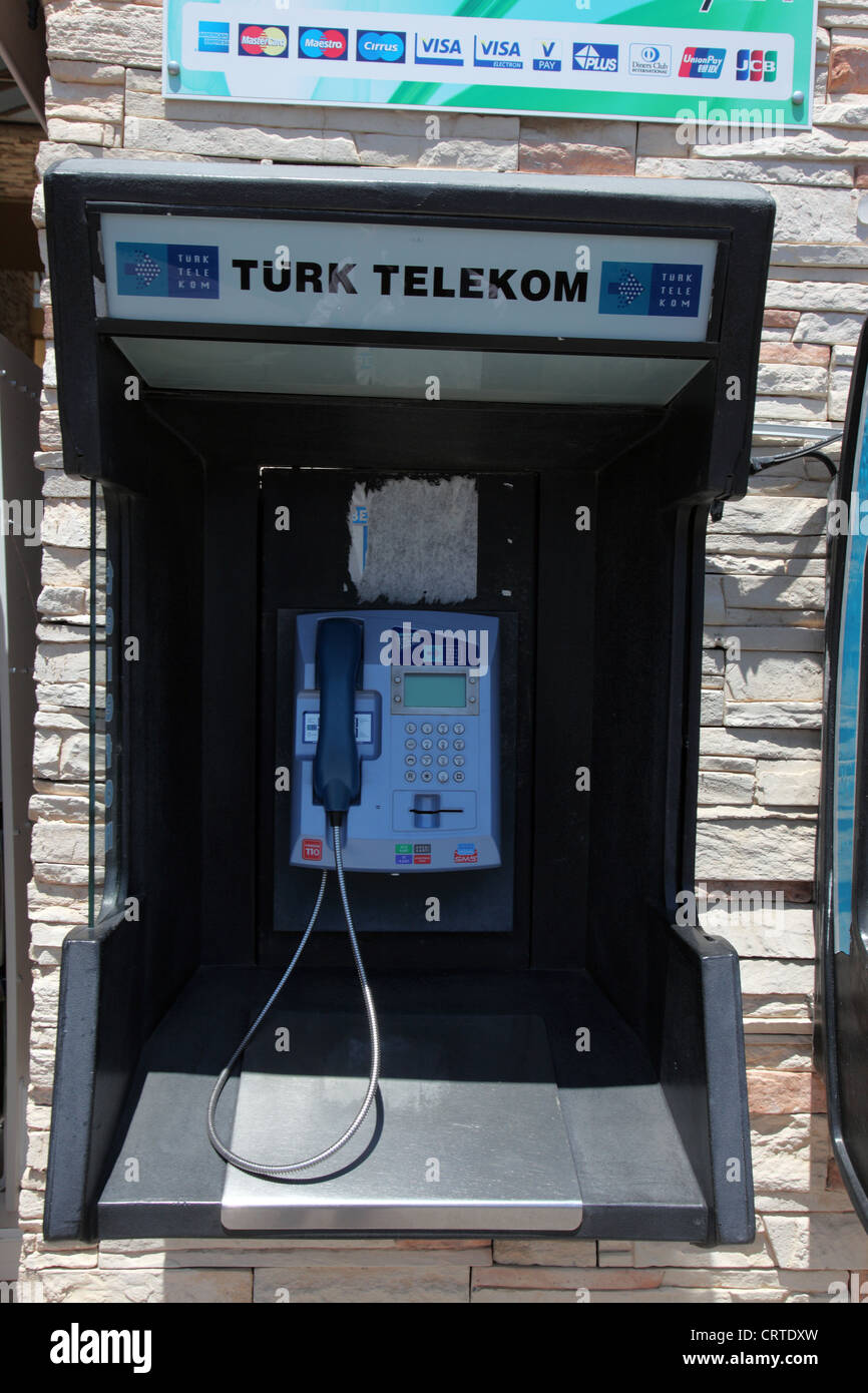 Public telephone sign hi-res stock photography and images - Alamy