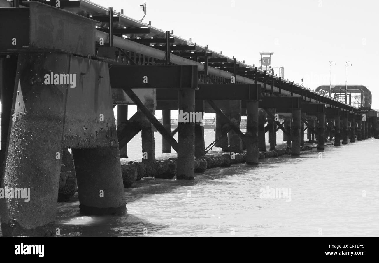 Oil jetty hi-res stock photography and images - Alamy