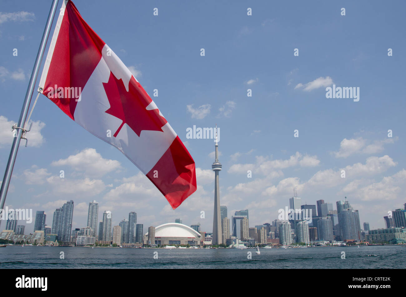 Cn tower canadian flag hi-res stock photography and images - Alamy
