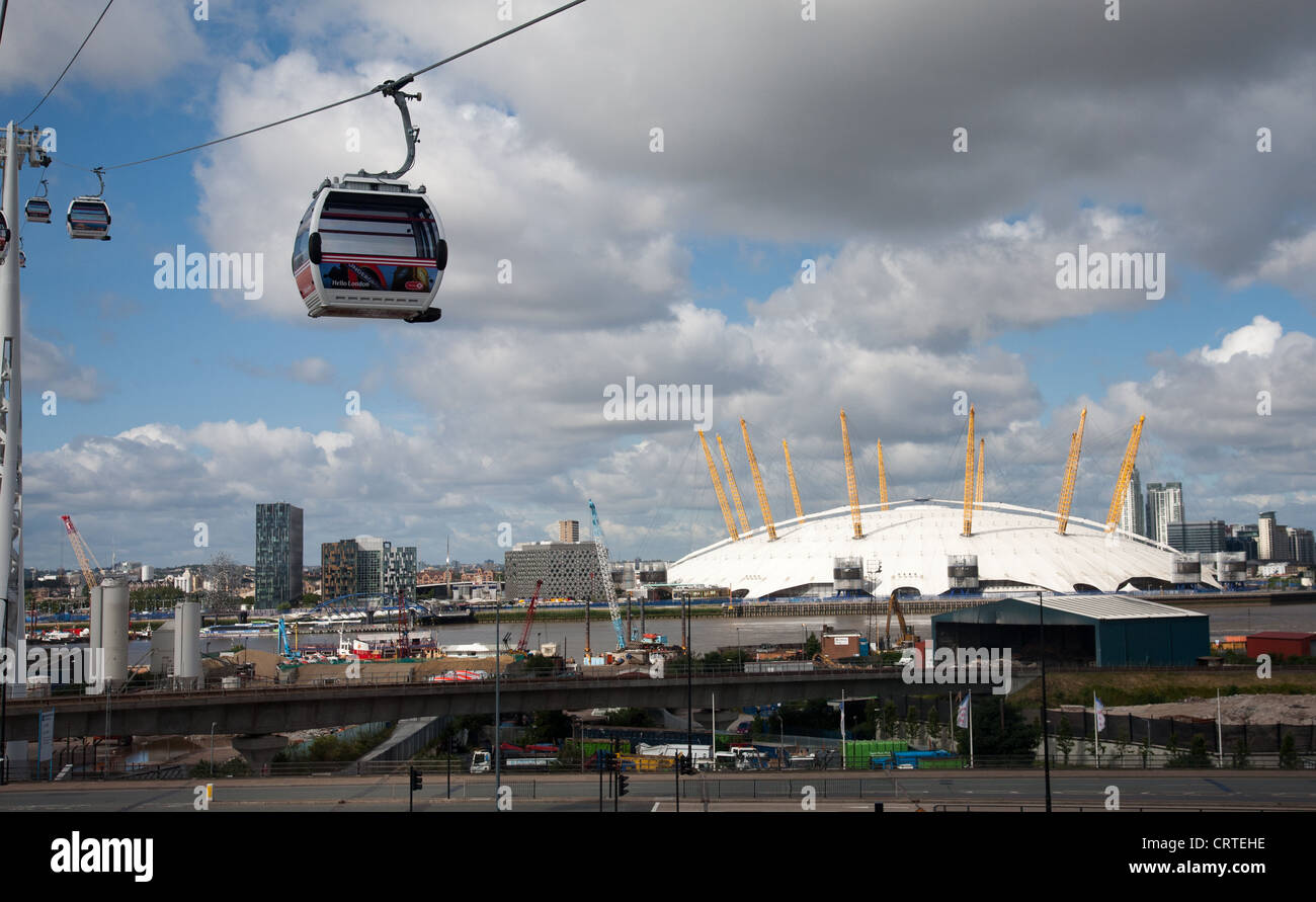 London Cable car Stock Photo - Alamy