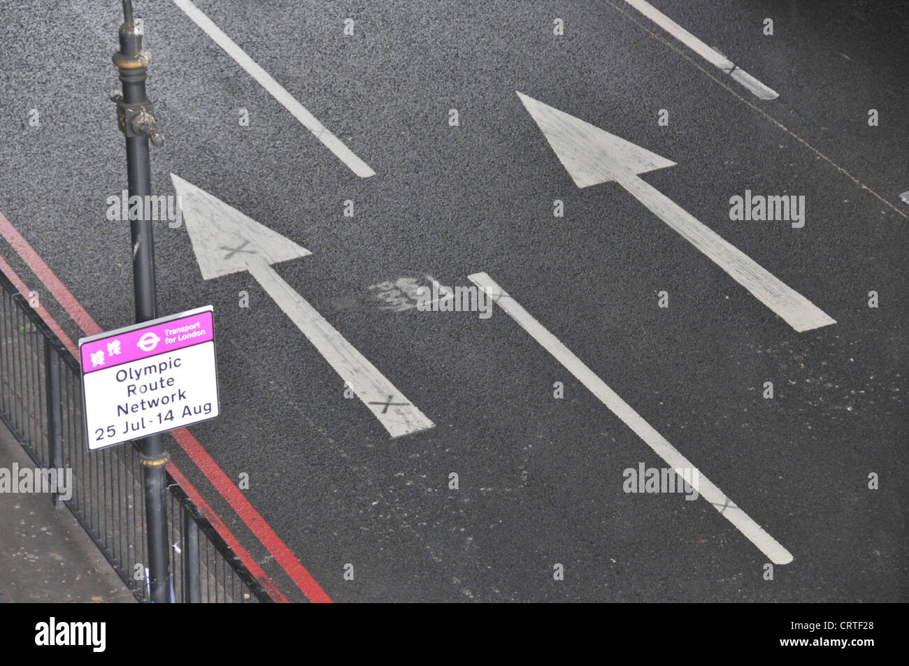 Olympic Route Network signs London 2012 Olympics, Victoria Embankment ...