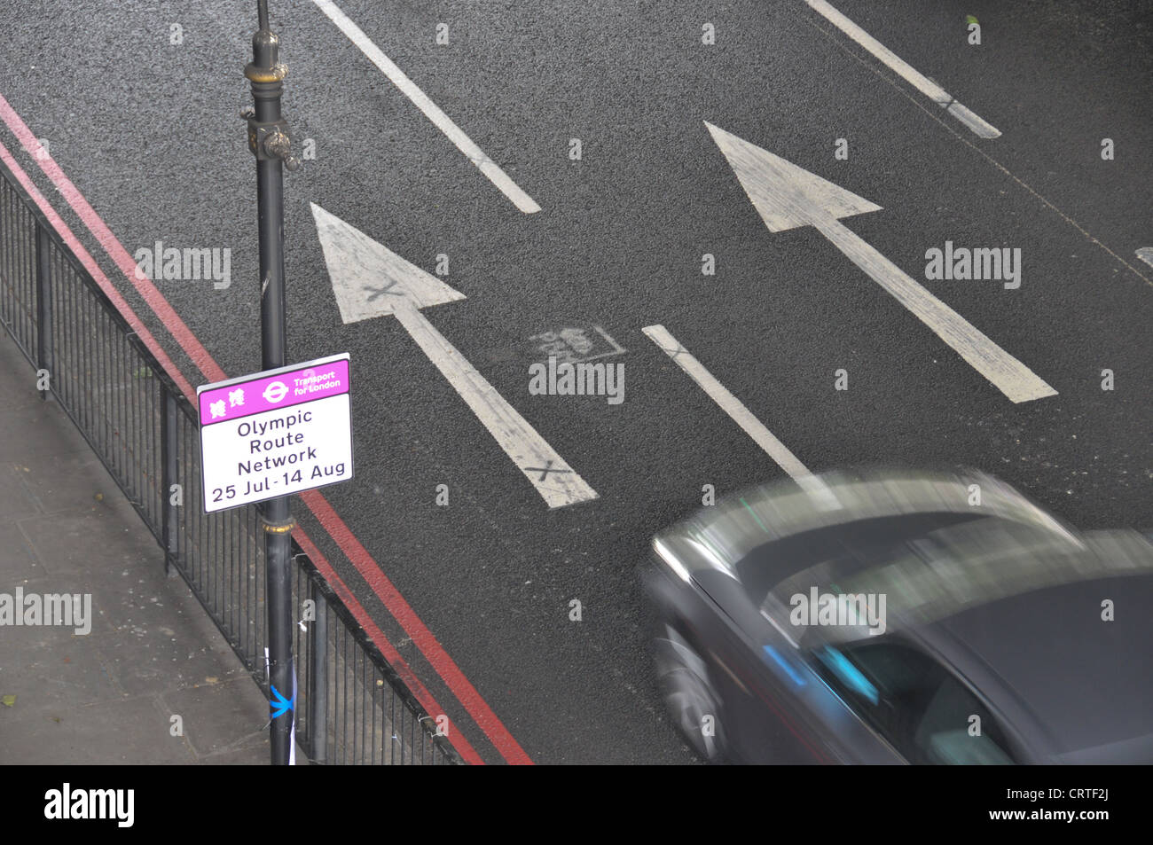 Olympic Route Network signs London 2012 Olympics, Victoria Embankment ...