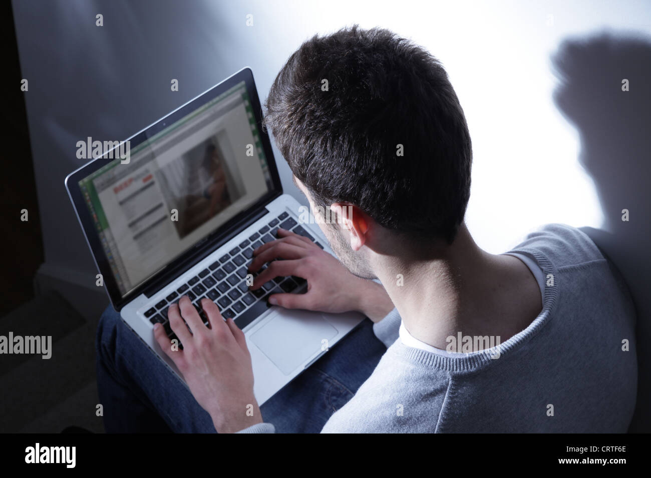 Teenage computer rear view hi-res stock photography and images - Alamy