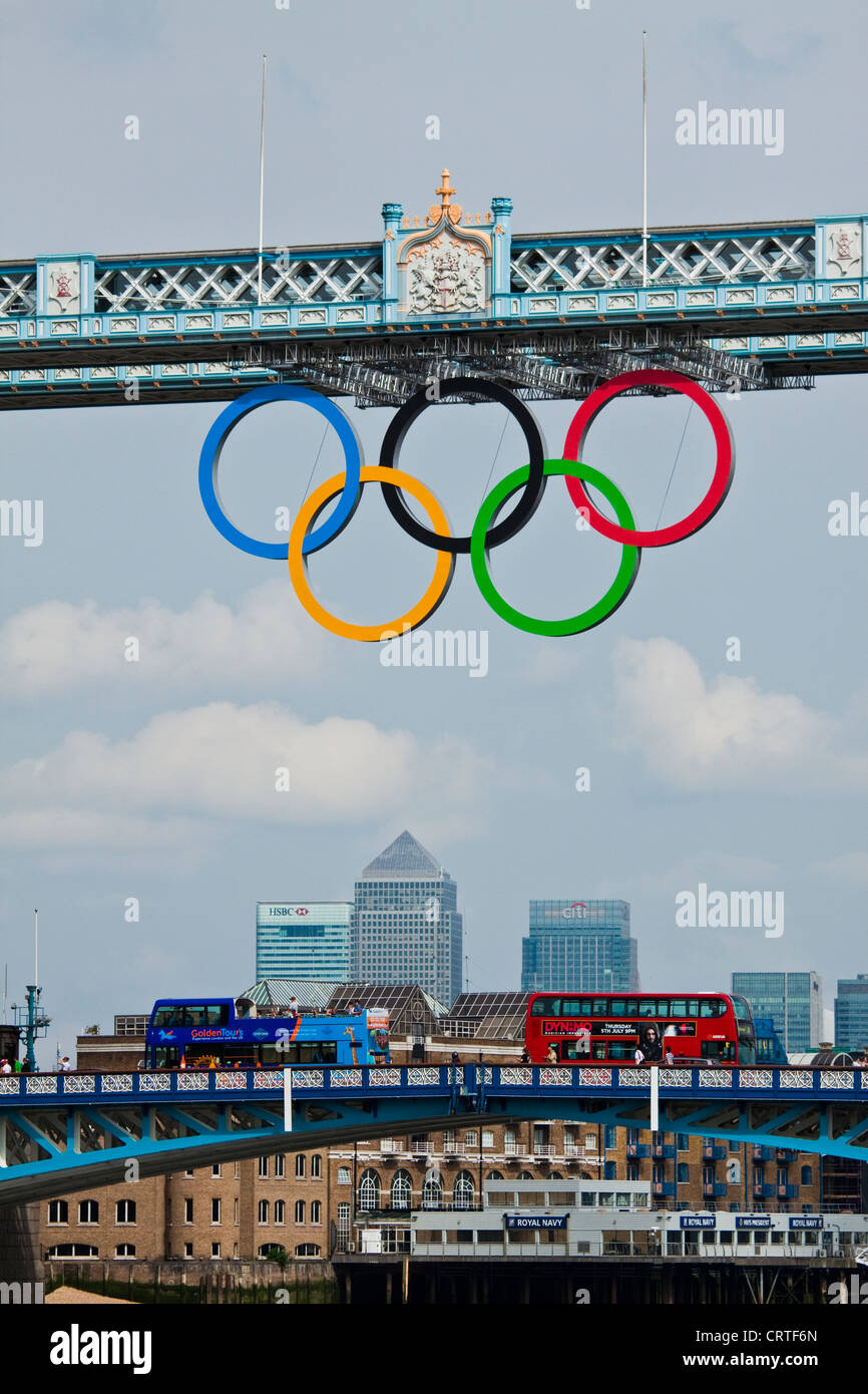 Tower bridge&Olympic rings Stock Photo - Alamy