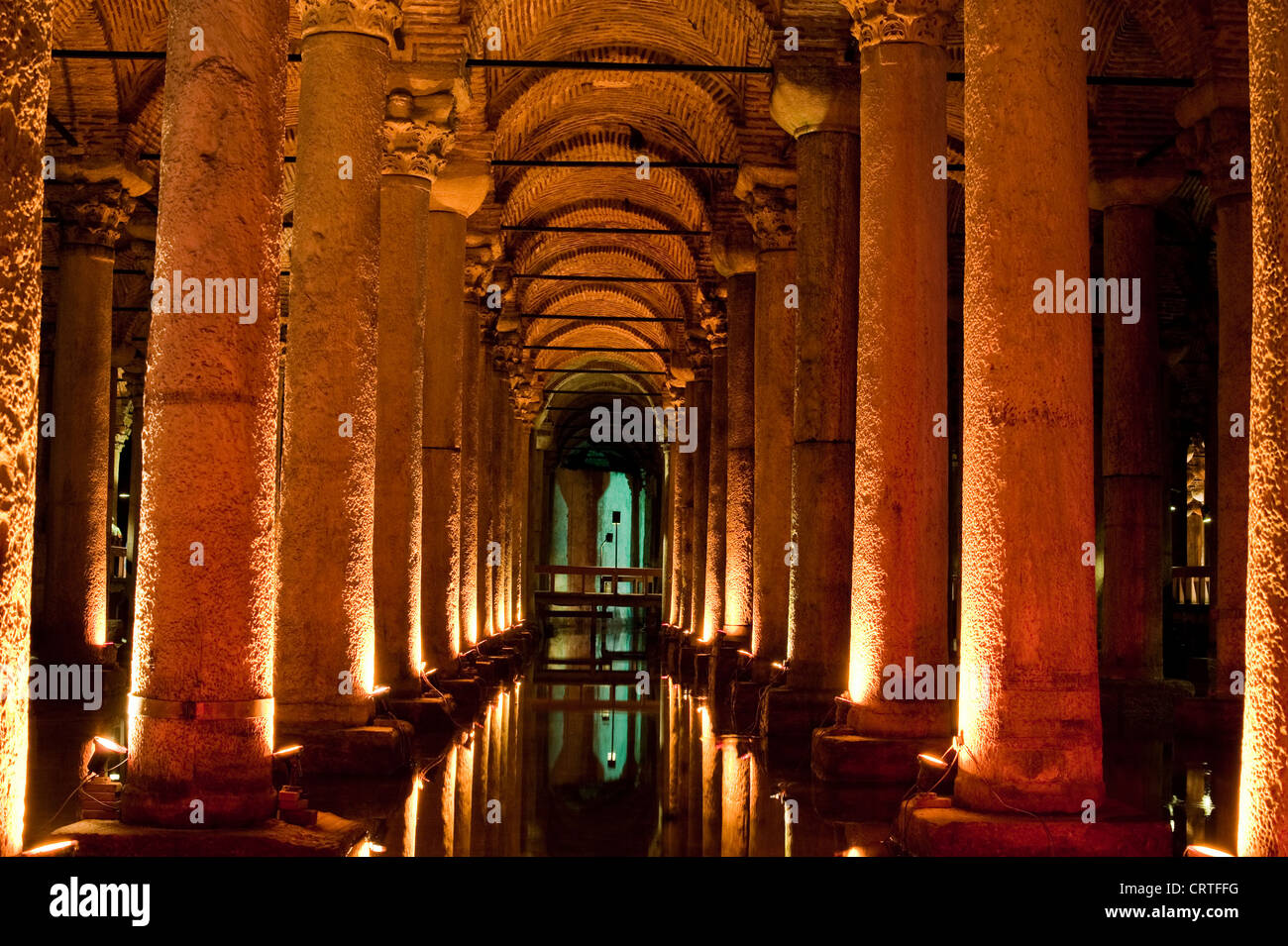 Basilica Cistern, Yerebatan Sarayı, Istanbul, Turkey Stock Photo - Alamy