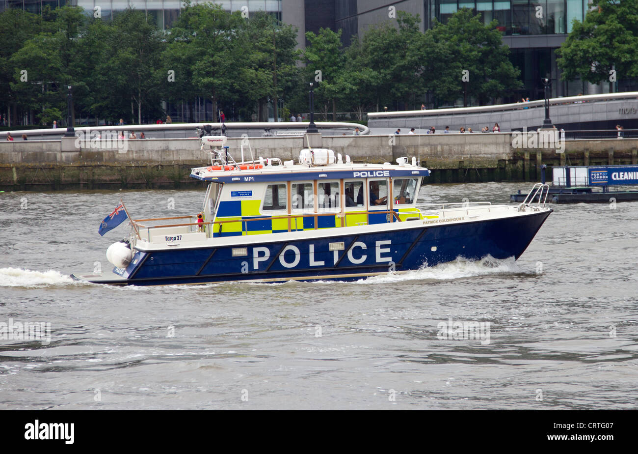 Met police boat hi-res stock photography and images - Alamy