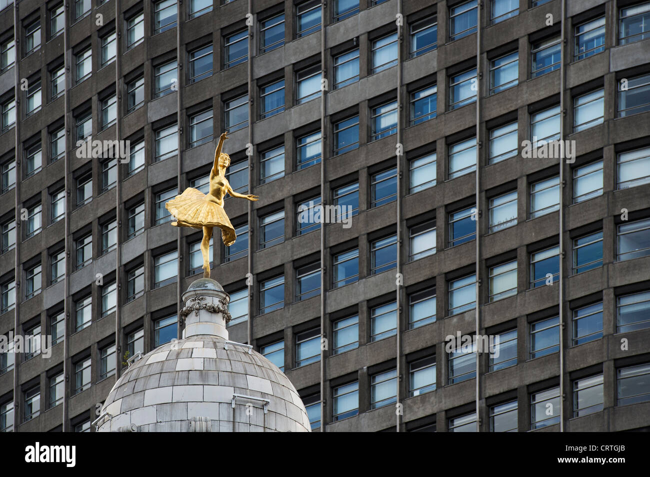 Sculpture of ballerina on Victoria Palace theatre. Victoria Street ...