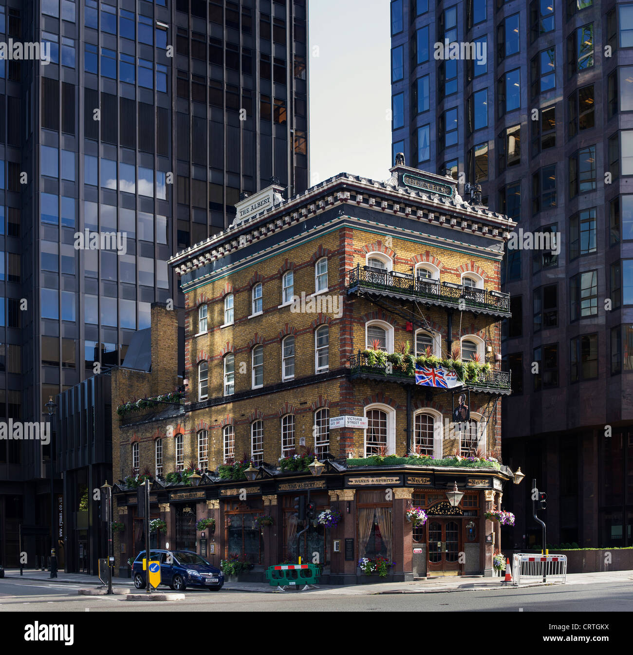 The Albert pub, Victoria street. London, England Stock Photo - Alamy