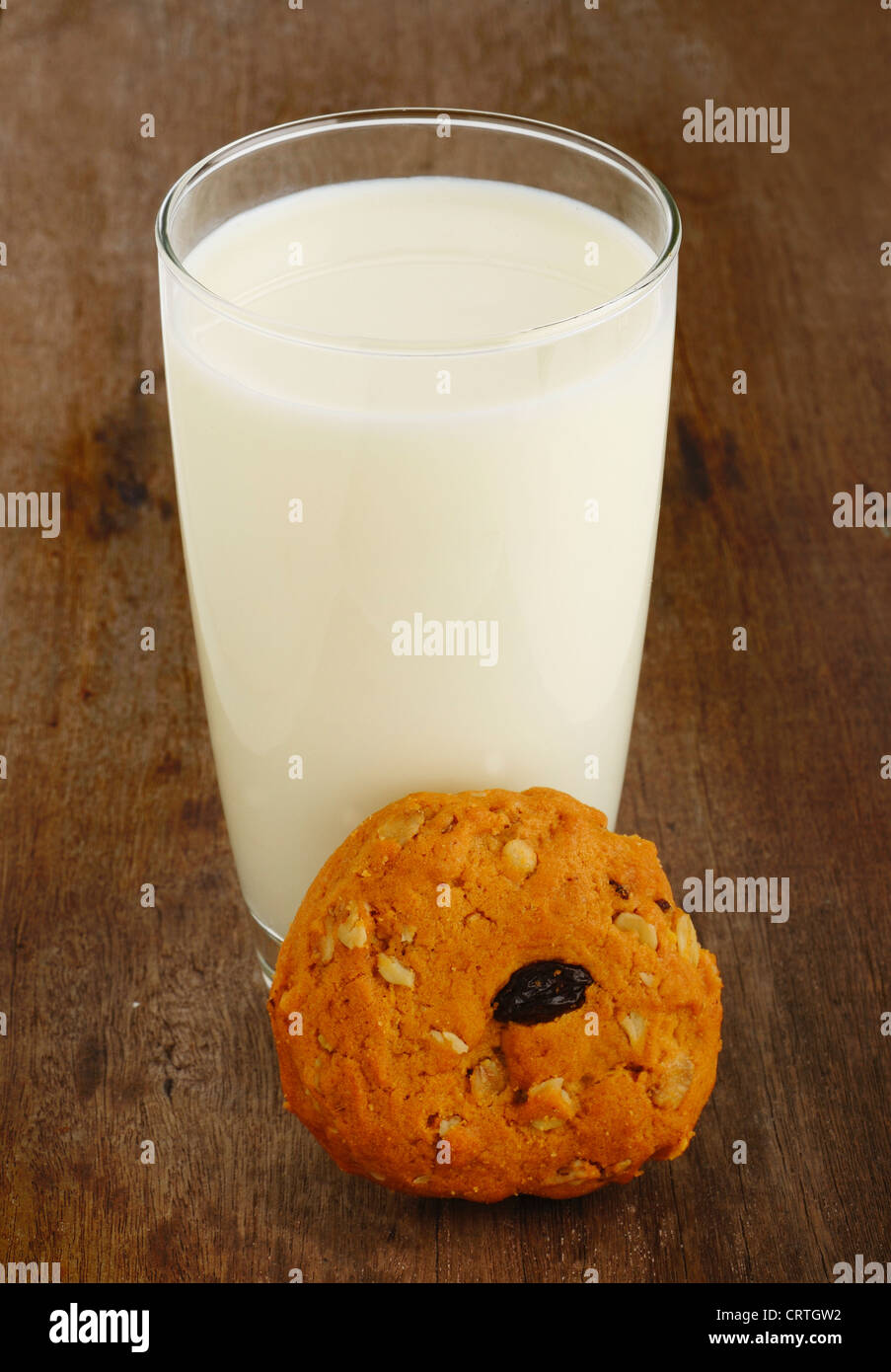 milk with cookies Stock Photo - Alamy