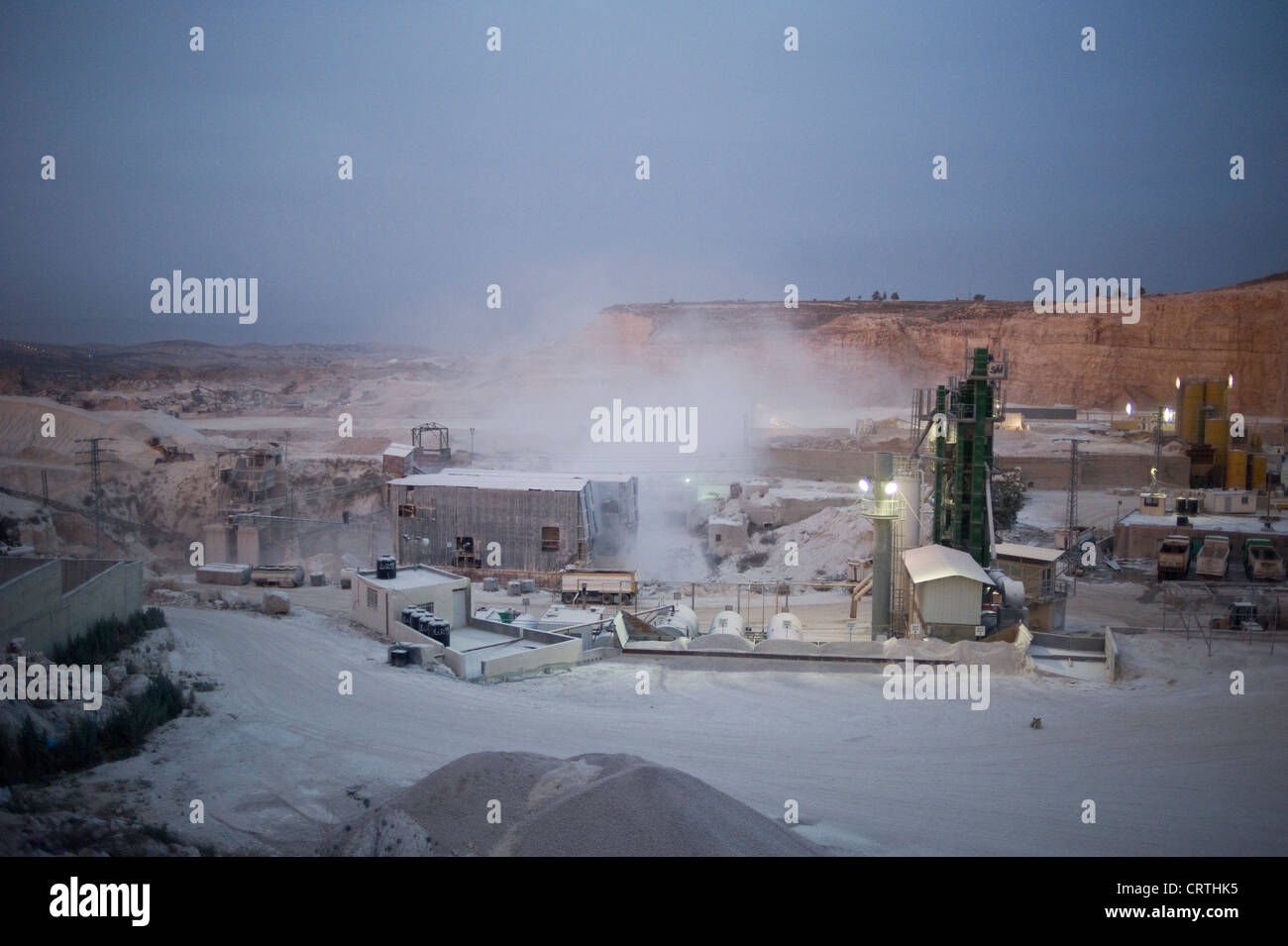 Dusty factory hi-res stock photography and images - Alamy