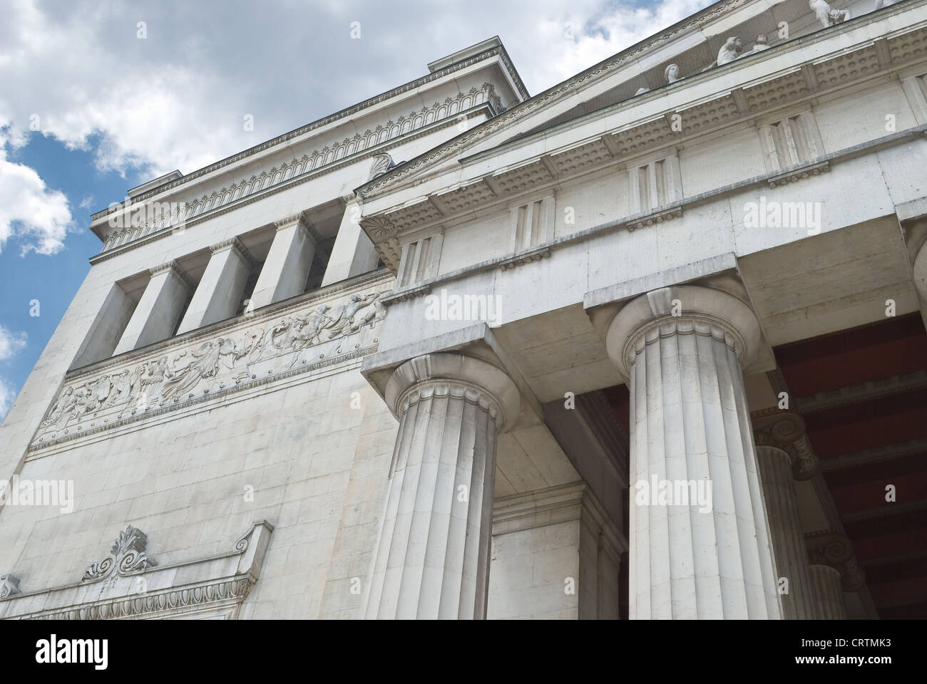 Classical greek architecture hi-res stock photography and images - Alamy