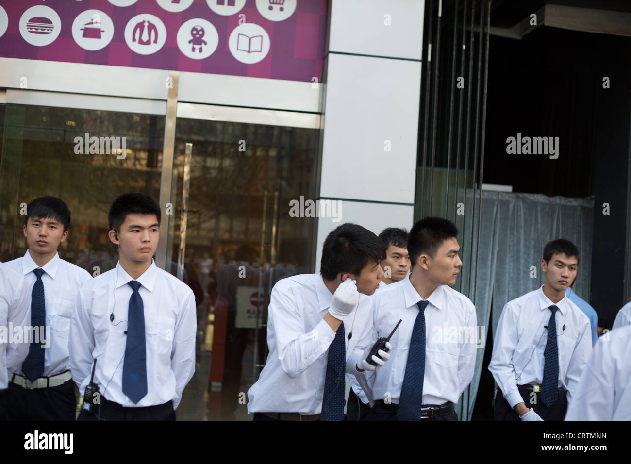 Smartly brand hi-res stock photography and images - Alamy