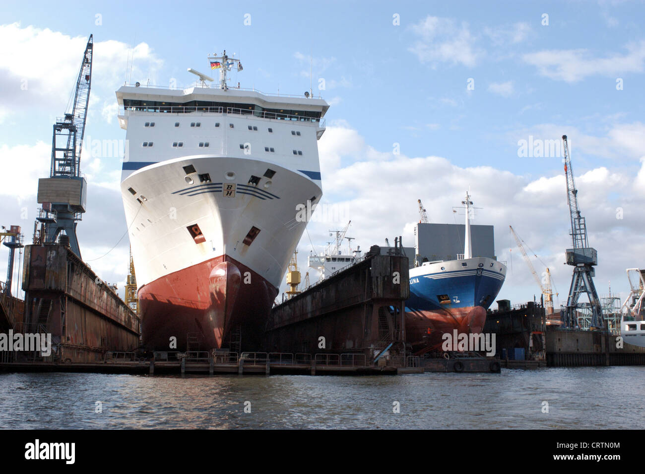 Ship in dry dock the Hamburg shipyard Blohm & Voss Stock Photo - Alamy
