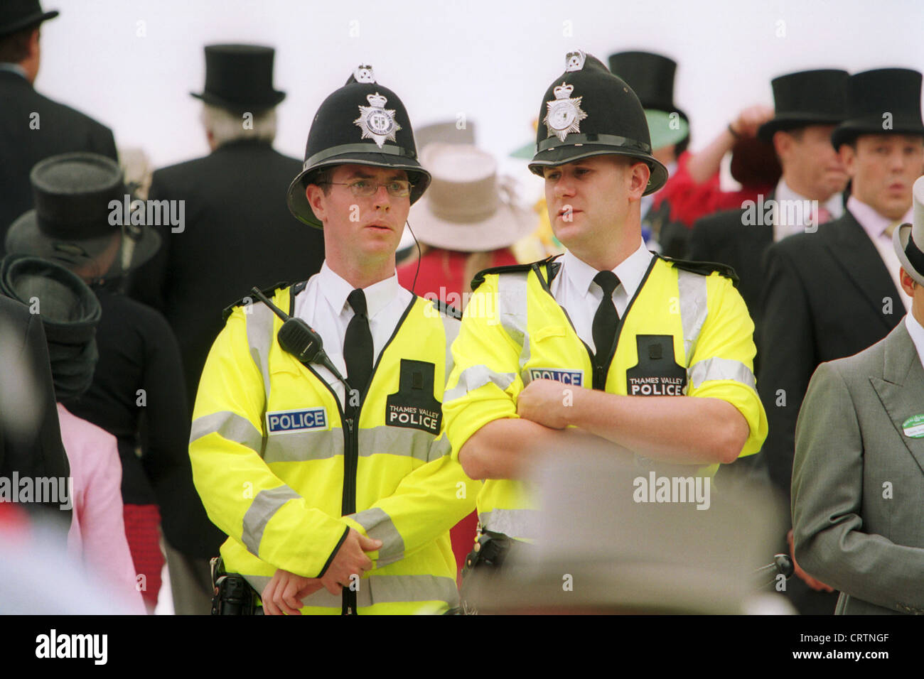 British police officers in uniform hi-res stock photography and images ...