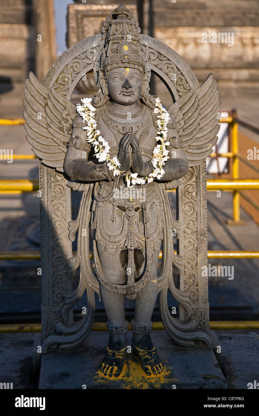 Garuda sculpture hi-res stock photography and images - Alamy