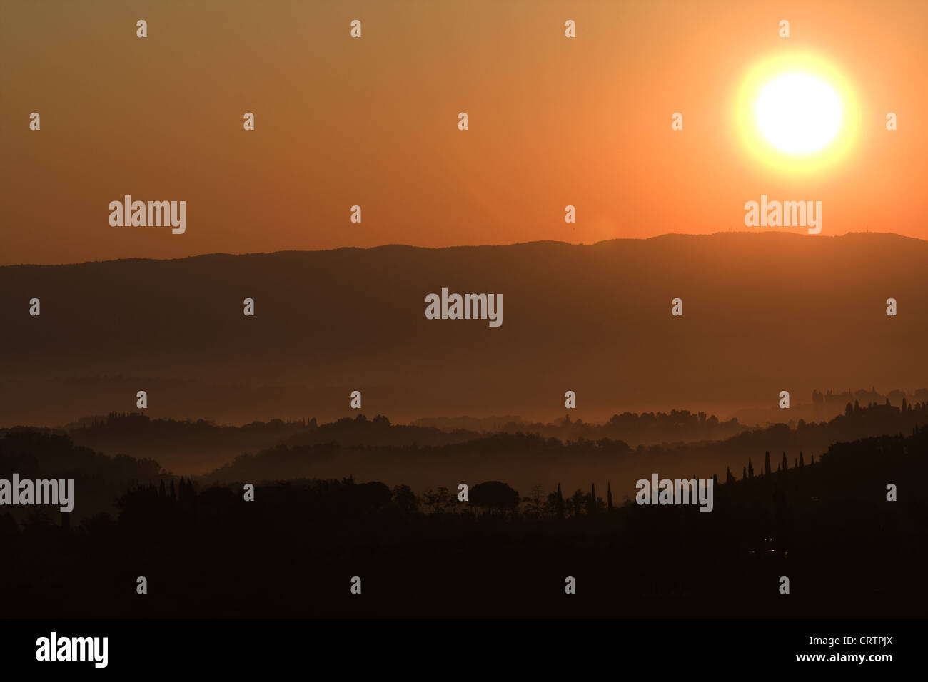 Italy tuscany early sunny morning hi-res stock photography and images ...