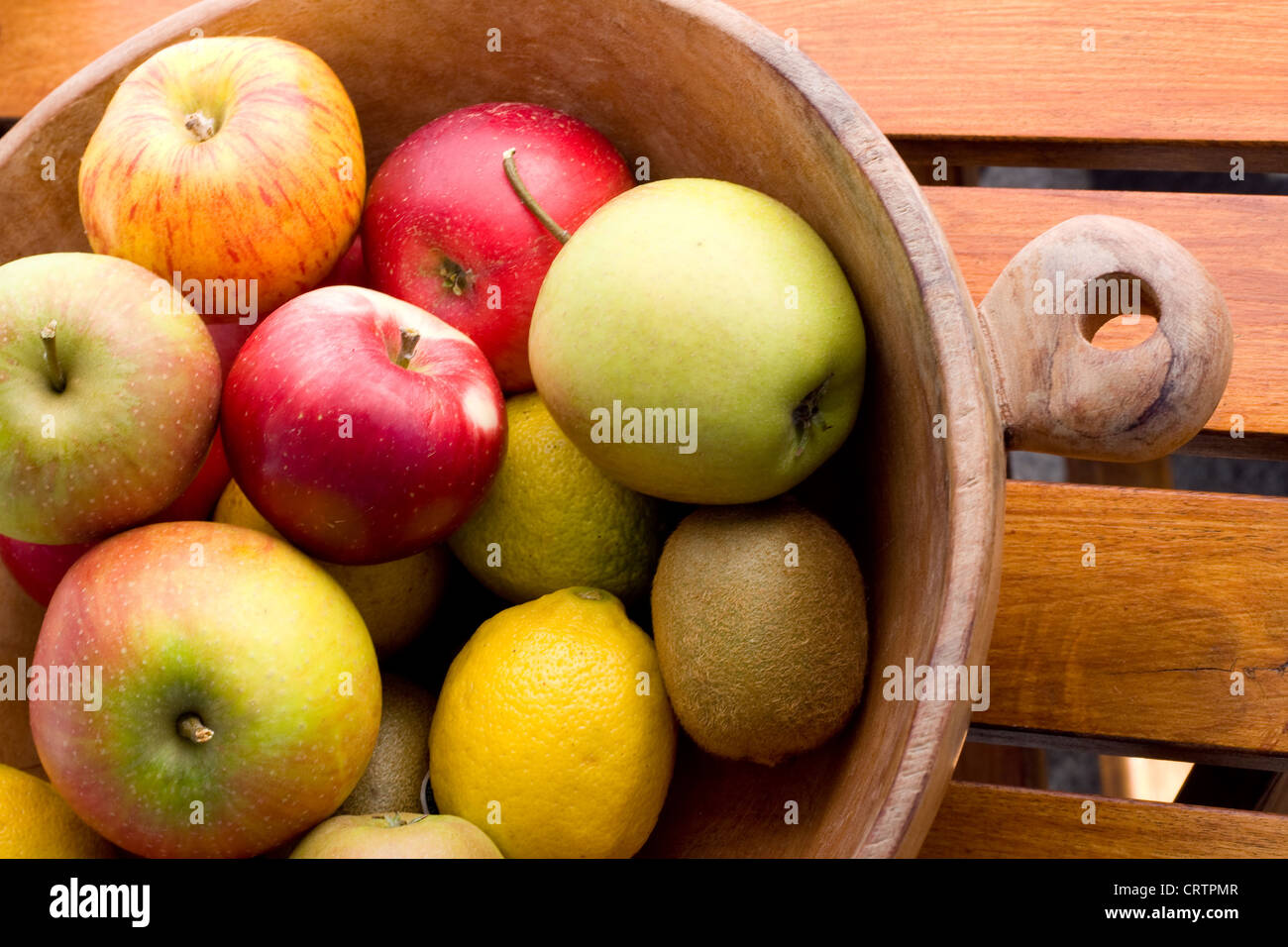 Kiwi fruit rot hi-res stock photography and images - Alamy