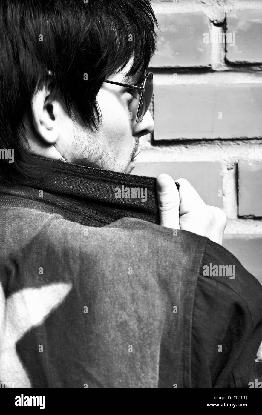 Spy style hi-res stock photography and images - Alamy