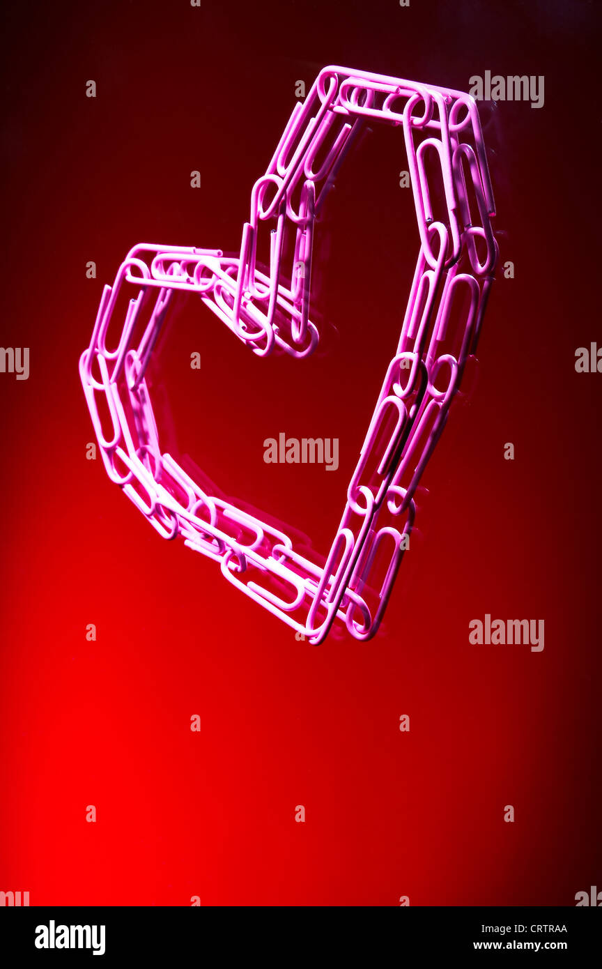 heart from paper clips Stock Photo - Alamy