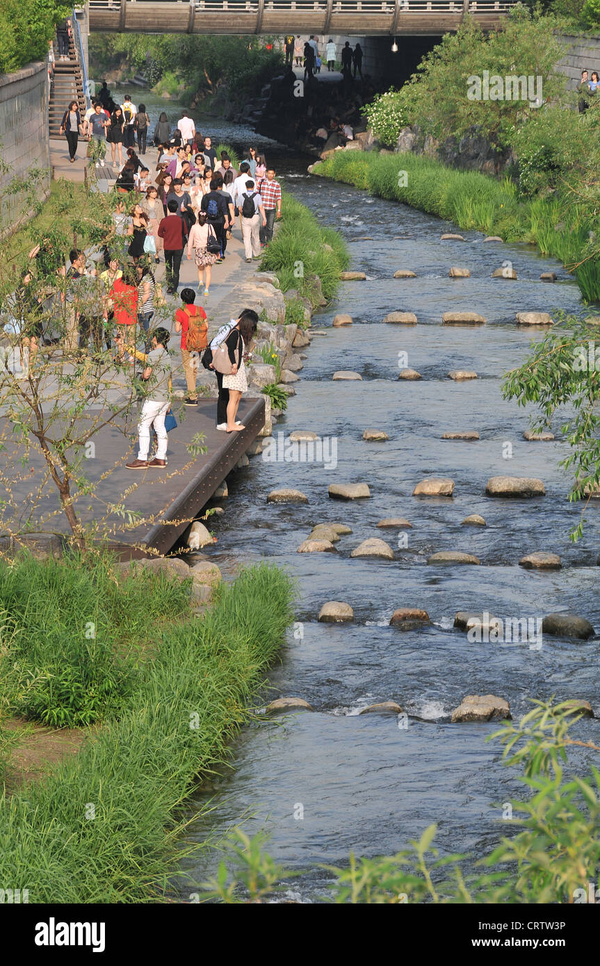 Cheonggyecheon river Seoul South Korea Stock Photo - Alamy