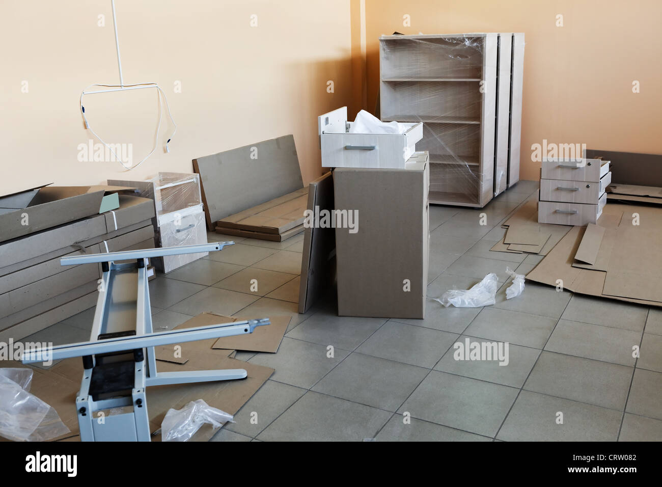 Office repair hi-res stock photography and images - Alamy