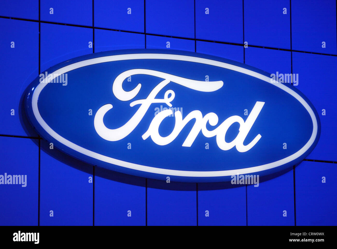 Ford logo ford logo hi-res stock photography and images - Alamy