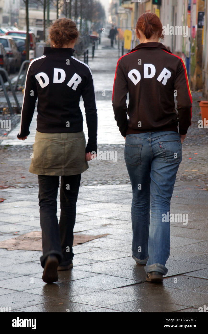 Young women in the nostalgia-look Stock Photo - Alamy