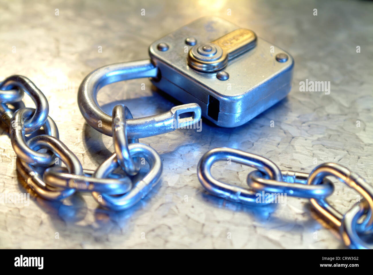 Open padlock with chain Stock Photo - Alamy