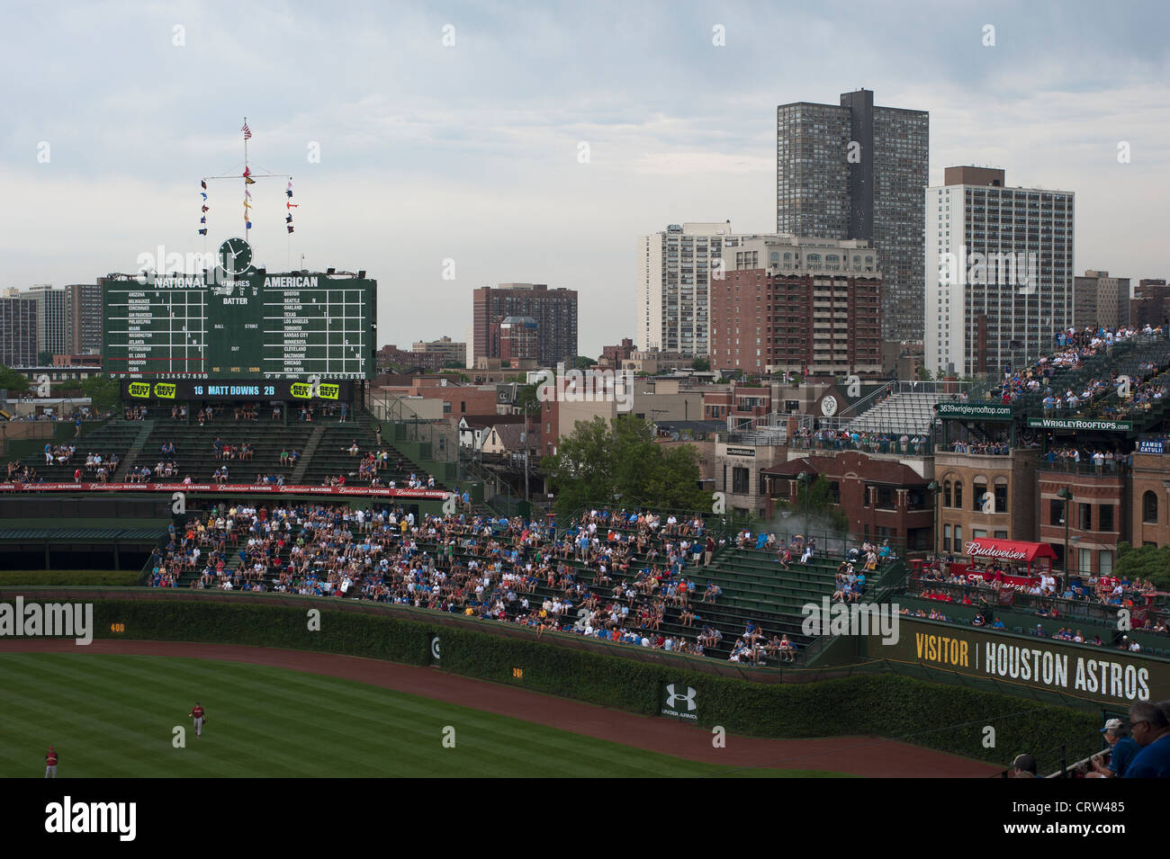 Wrigley field hi-res stock photography and images - Alamy